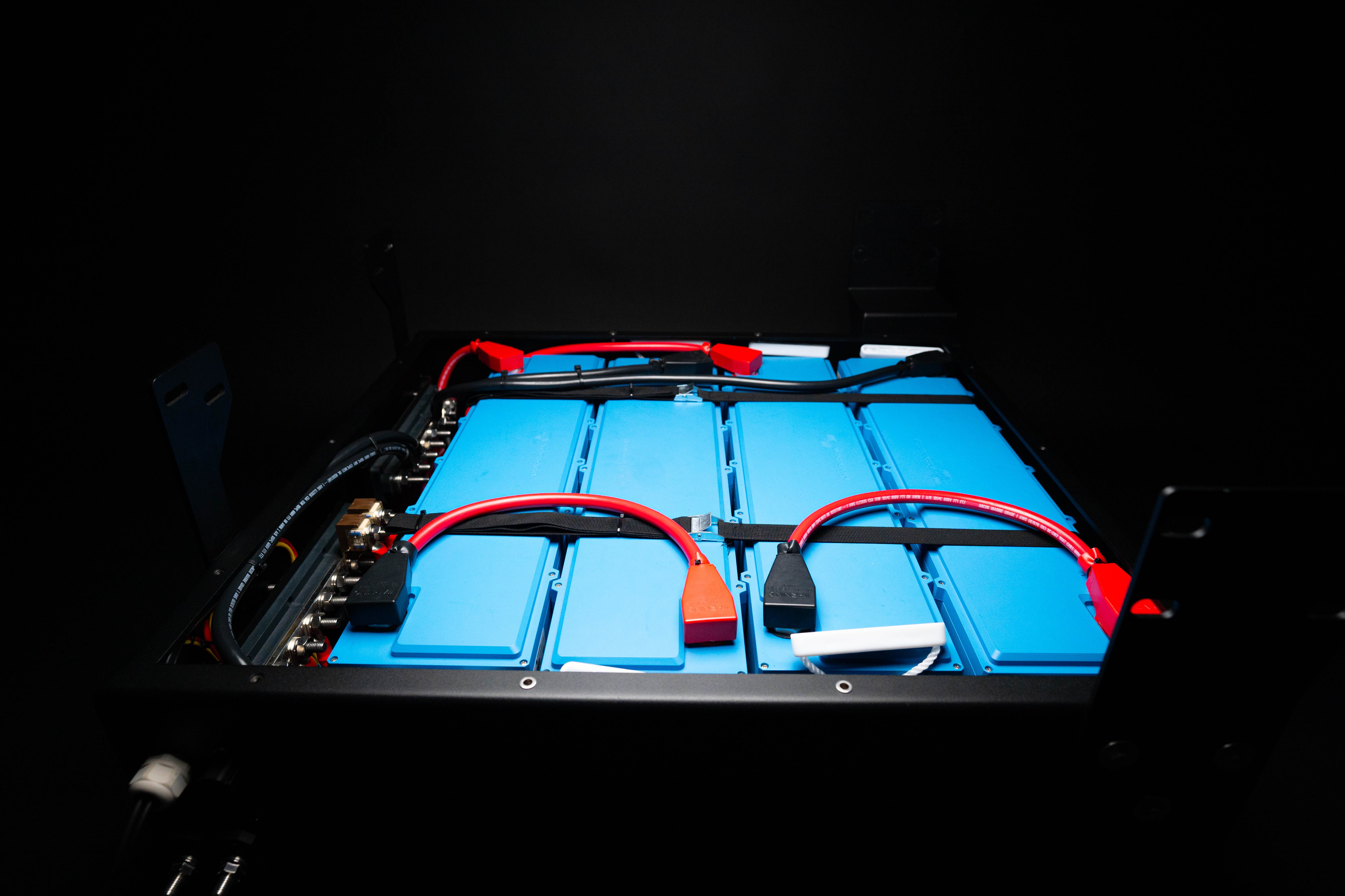 Artek Undermount Battery Box for Mercedes Sprinter – Wholesale - Artek